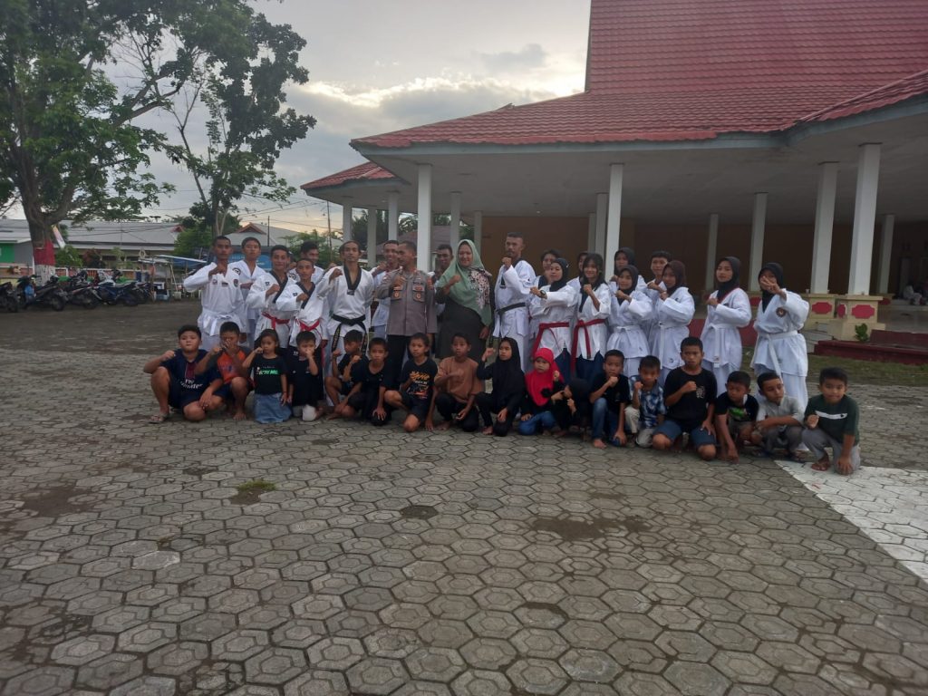Dojang Taekwondo Kota Maba Resmi Dibentuk - Poros Informasi