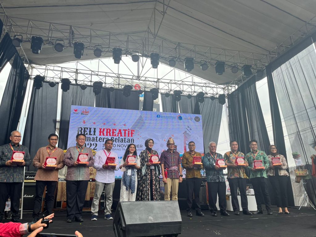 Ajak Ratusan UMKM Sumatera Selatan “Naik Kelas”, Menparekraf Sandiaga Uno Apresiasi Program BKSS ...