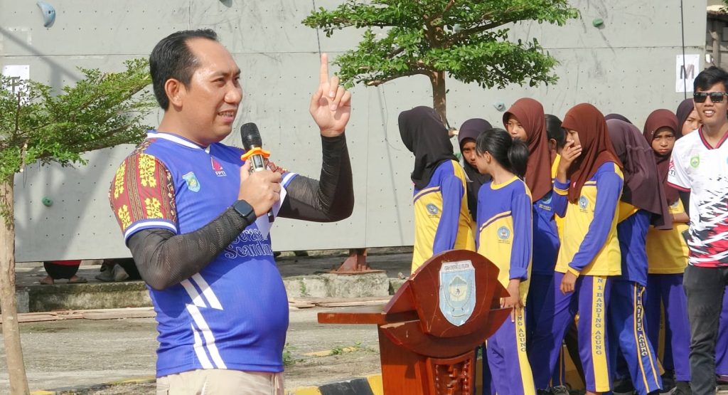 Digelar Tiga Hari, Ranau Open Spot Cilimbing Tahun 2023 Diikuti 85 Peserta - Poros Informasi